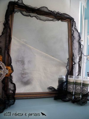 DIY Haunted Ghostly Mirror with Krylon Looking Glass Paint Tutorial